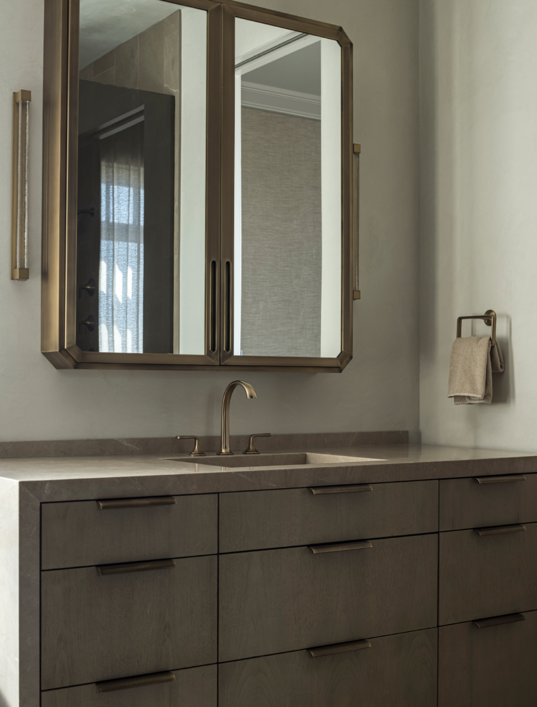 AMB Design by Anne-Marie Barton - Articolo Studios